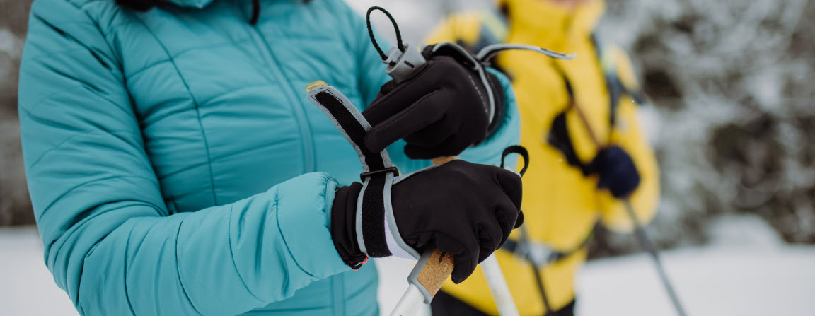 3 Best Ski Gloves To Keep The Digits Warm In 2024